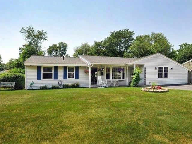 4 bedroom, Brockton MA 02302 104812242