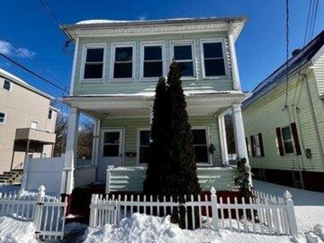4 bedroom, Brockton MA 02302 102709367
