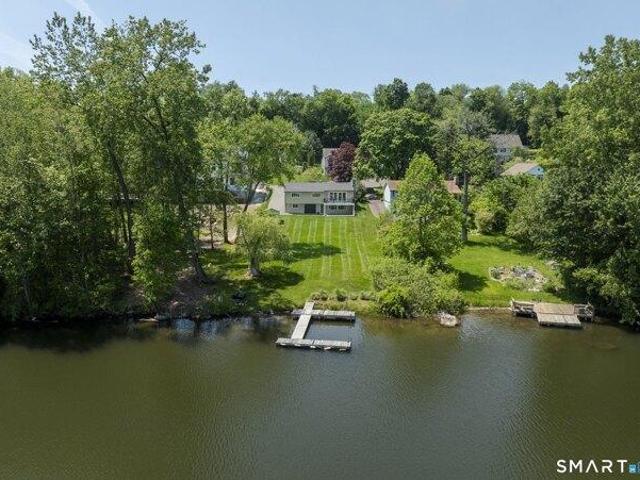 4 bedroom, Brookfield CT 06804 104406457