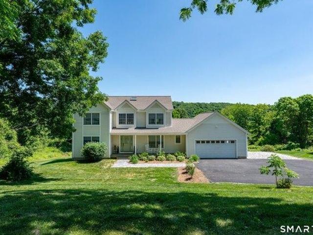 4 bedroom, Brookfield CT 06804 104442176