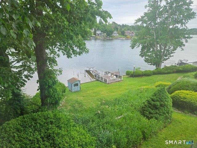 4 bedroom, Brookfield CT 06804 104446257
