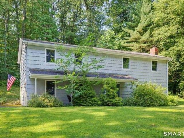 4 bedroom, Brookfield CT 06804 104849541