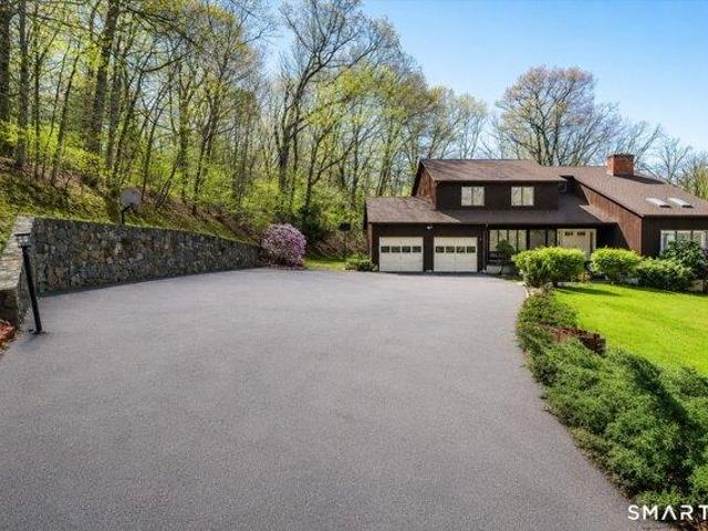4 bedroom, Brookfield CT 06804 LS102729389