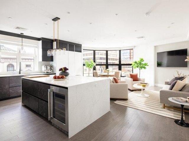 4 bedroom, Brookline MA 02445 103886094