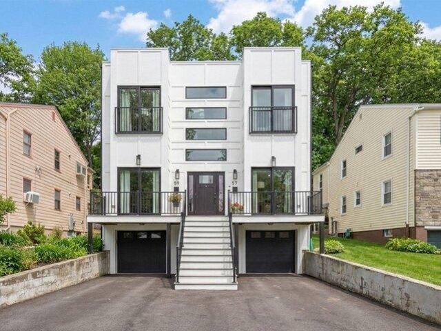 4 bedroom, Brookline MA 02445 103886707