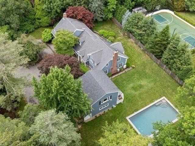 4 bedroom, Brookline MA 02445 104902519