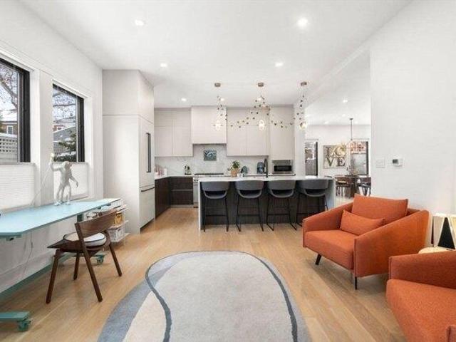 4 bedroom, Brookline MA 02446 102825083