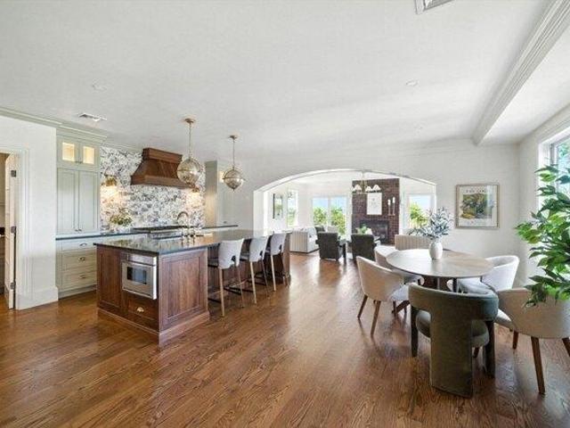4 bedroom, Brookline MA 02446 103184959