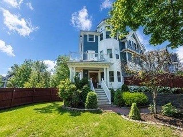 4 bedroom, Brookline MA 02446 105095898