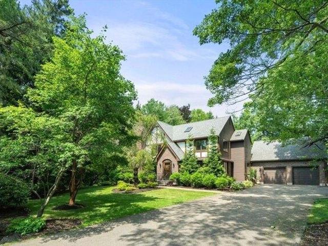 4 bedroom, Brookline MA 02467 104835025