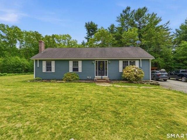 4 bedroom, Brooklyn CT 06234 103189384