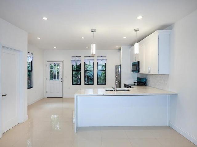 4 bedroom, BROOKLYN NY 11208 LS97146609