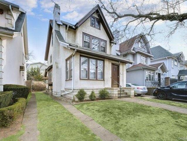 4 bedroom, Brooklyn NY 11210 103625259