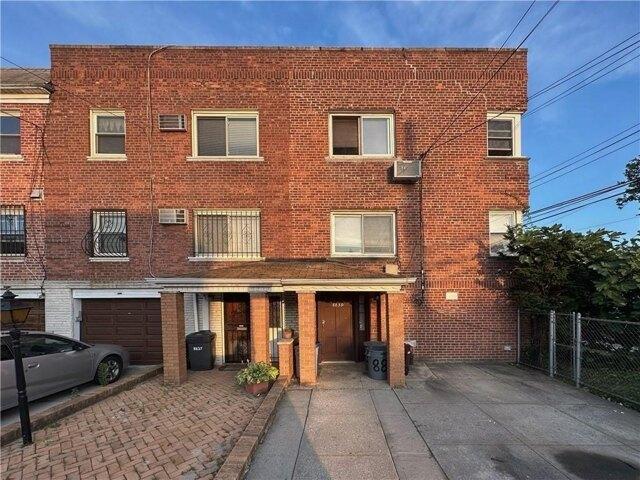 4 bedroom, Brooklyn NY 11214 103621525