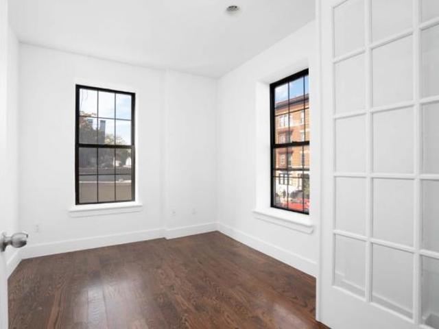 4 bedroom, BROOKLYN NY 11226 83540484