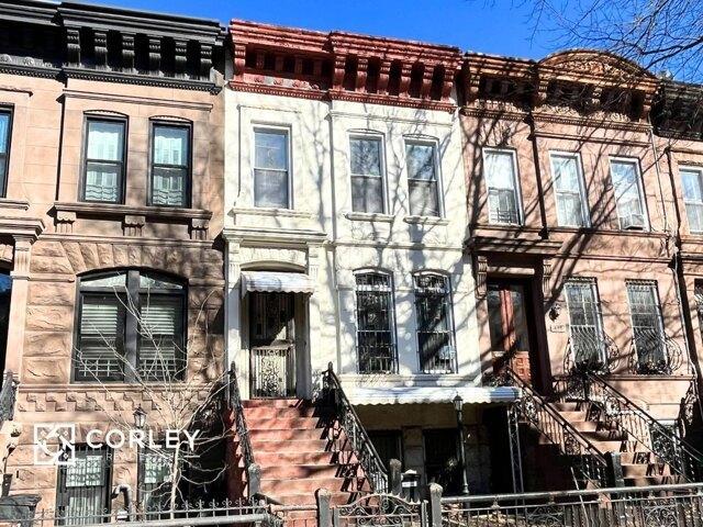 4 bedroom, Brooklyn NY 11233 LS101781933