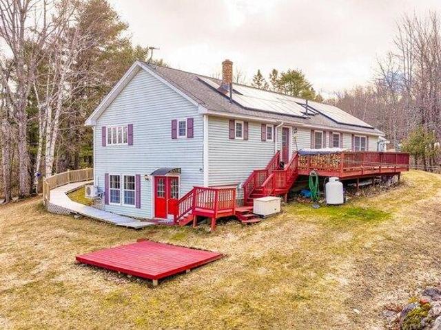 4 bedroom, Brooks ME 04921 102344306