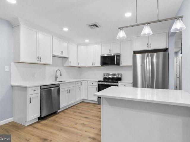4 bedroom, Browns Mills NJ 08015 104848184