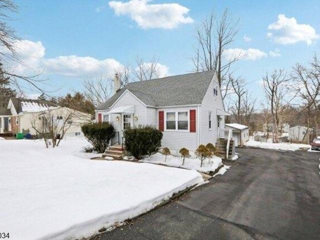 4 bedroom, Butler NJ 07405 LS102726101