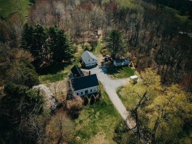 4 bedroom, Bucksport ME 04416 102592284