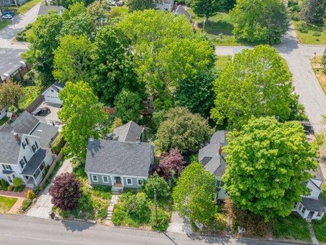 4 bedroom, Bucksport ME 04416 103186898