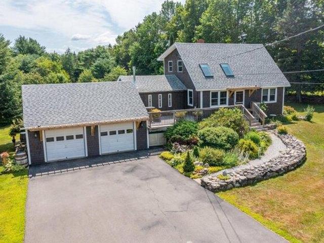 4 bedroom, Bucksport ME 04416 104831130