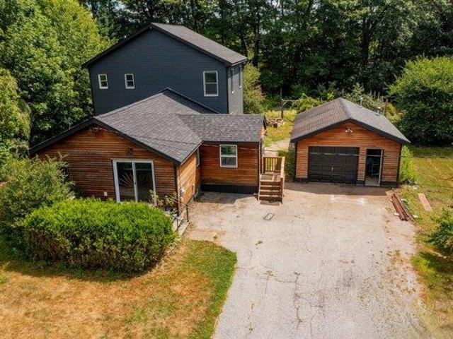 4 bedroom, Bucksport ME 04416 105116432
