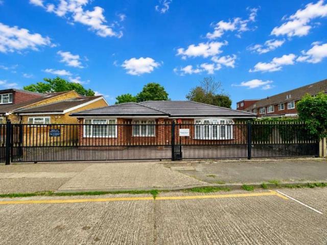 4 Bedroom Bungalow