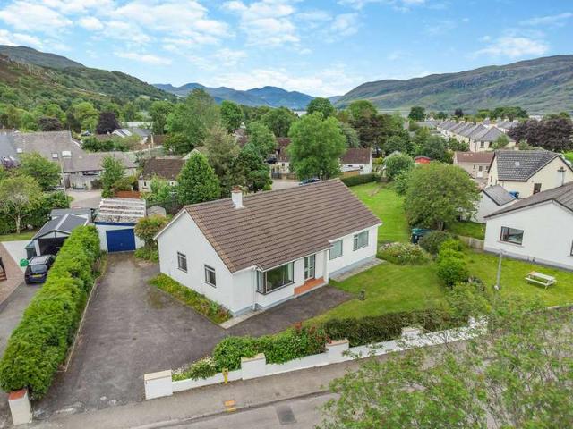 4 Bedroom Bungalow