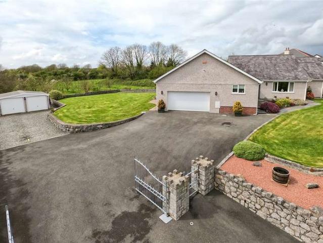 4 Bedroom Bungalow