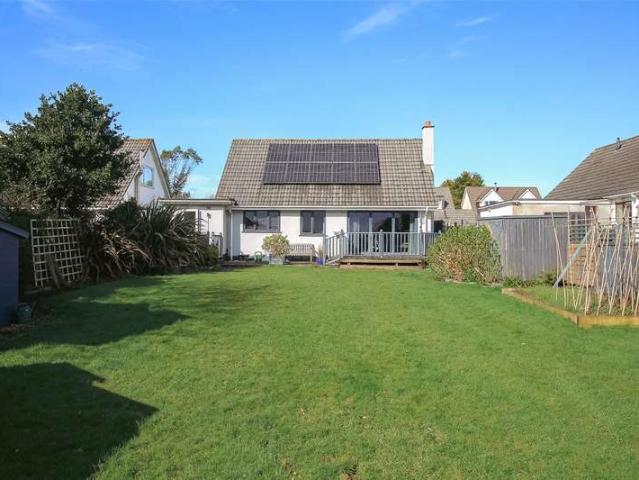 4 Bedroom Bungalow