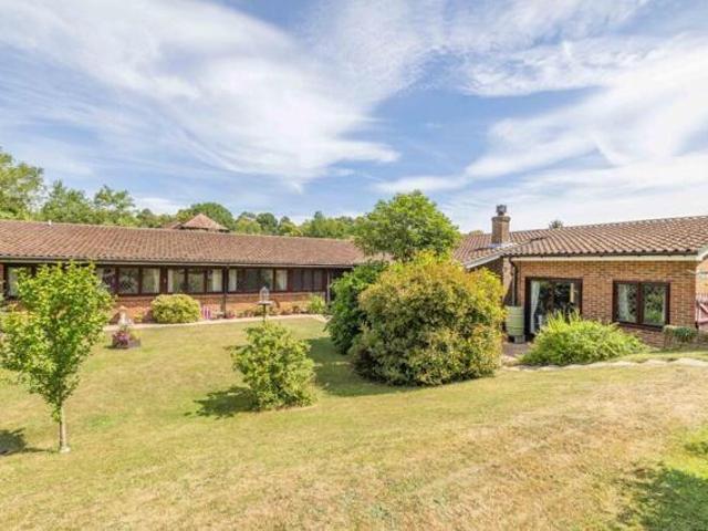 4 Bedroom Bungalow Canterbury Kent LS100953750