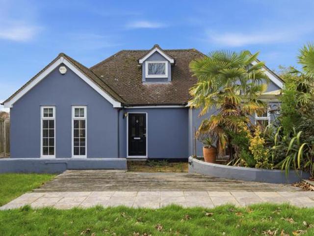 4 Bedroom Bungalow Chelmsford Essex 99571949