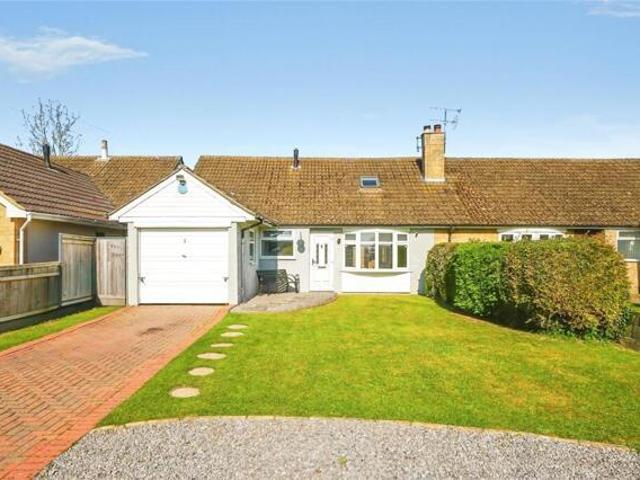 4 Bedroom Bungalow Bicester Oxfordshire 101743290