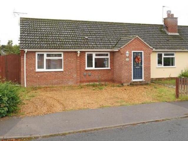 4 Bedroom Bungalow Bury St. Edmunds Suffolk LS100456386
