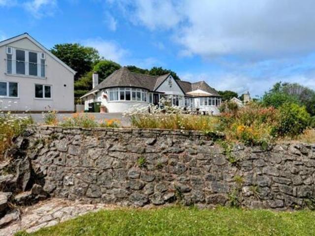 4 Bedroom Bungalow Devon Devon 98930170