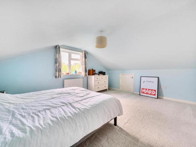 4 bedroom bungalow for rent in Matthews Way, Oakley, Basingstoke, RG23