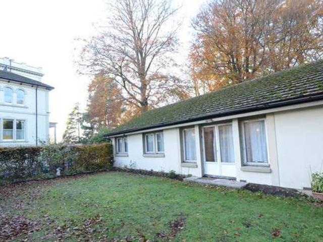 4 bedroom bungalow for rent in Stockton Avenue GU51
