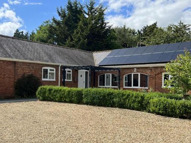 4 Bedroom Bungalow For Rent In Stretton