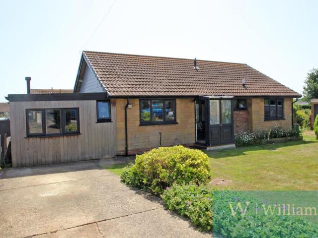 4 bedroom bungalow for sale
