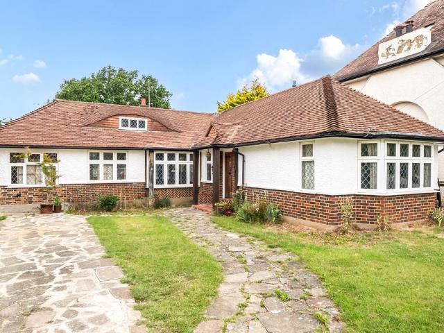 4 bedroom bungalow for sale