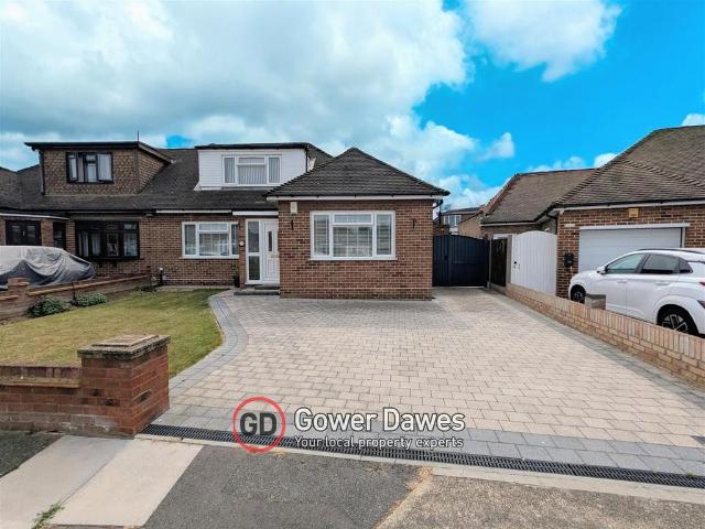 4 bedroom bungalow for sale