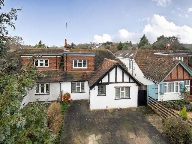 4 bedroom bungalow for sale