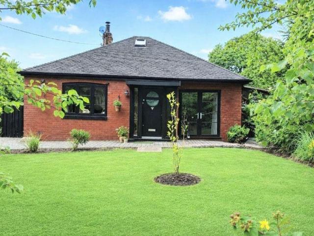 4 bedroom bungalow for sale