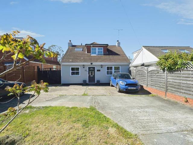 4 bedroom bungalow for sale