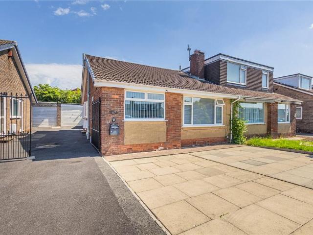 4 bedroom bungalow for sale