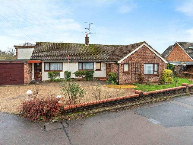 4 bedroom bungalow for sale