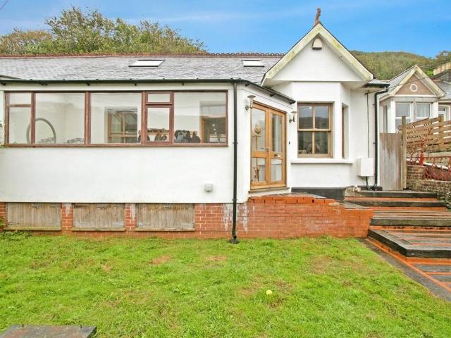 4 bedroom bungalow for sale