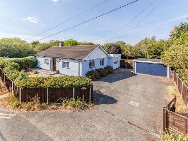4 bedroom bungalow for sale