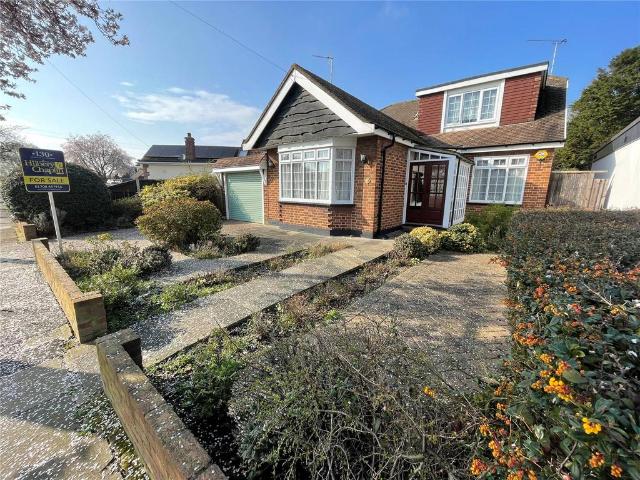 4 bedroom bungalow for sale